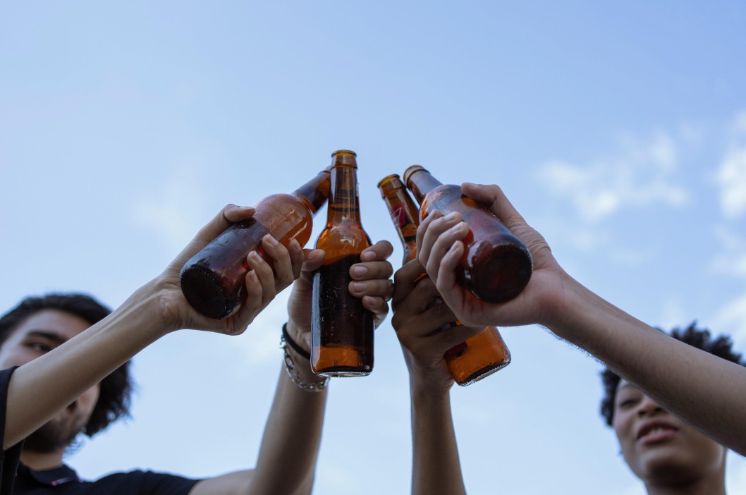 Tradición, juventud y alcohol: el desafío de los Moros y Cristianos en ...